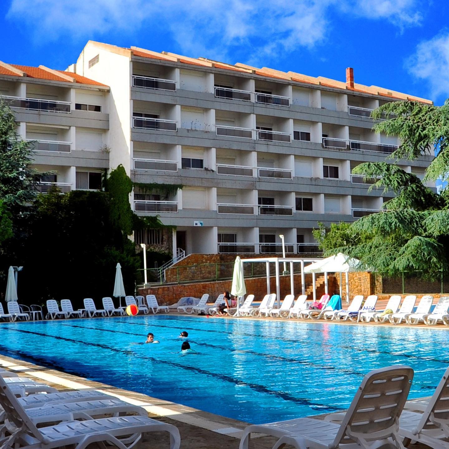 Ehden Country Club - MOOVTOO Guide