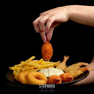 Stephano Cafe - MOOVTOO Guide