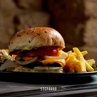 Stephano Cafe - MOOVTOO Guide